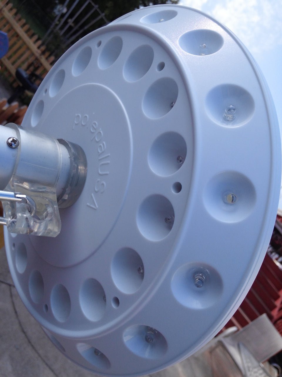 Flagpole Disc Series Solar Flagpole Lights | Flagpole Lights ...